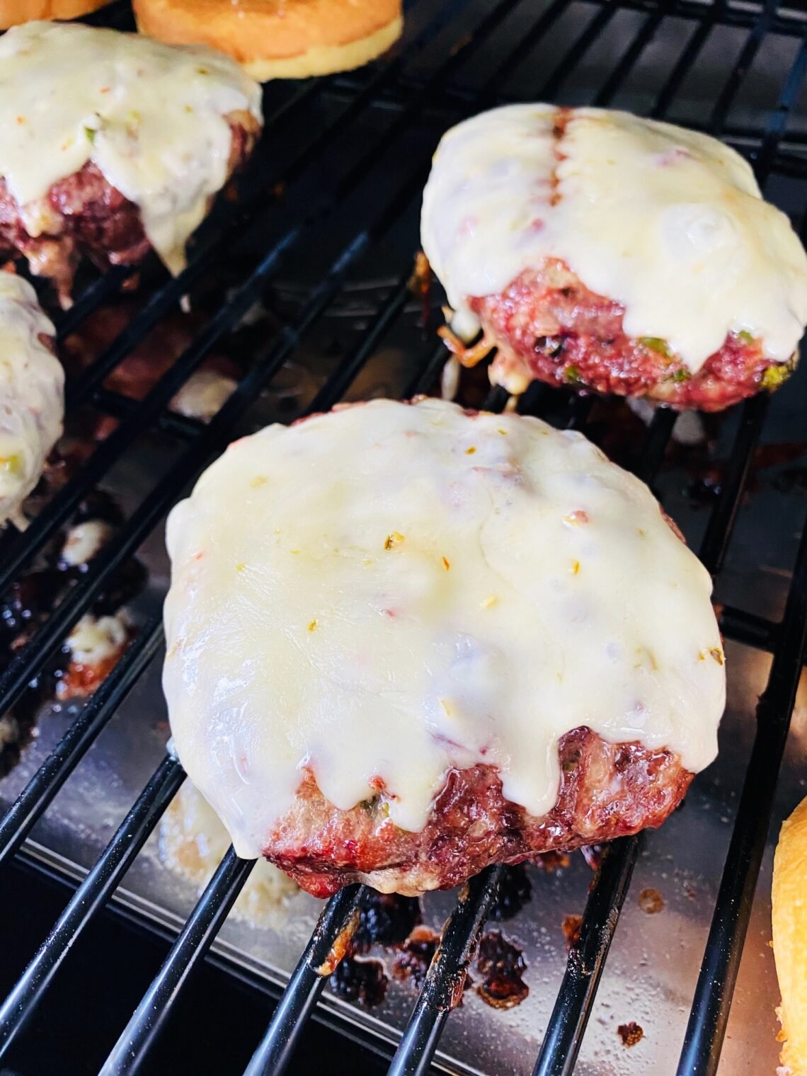 Jalapeno Pepper Jack Burgers - Cooks Well With Others