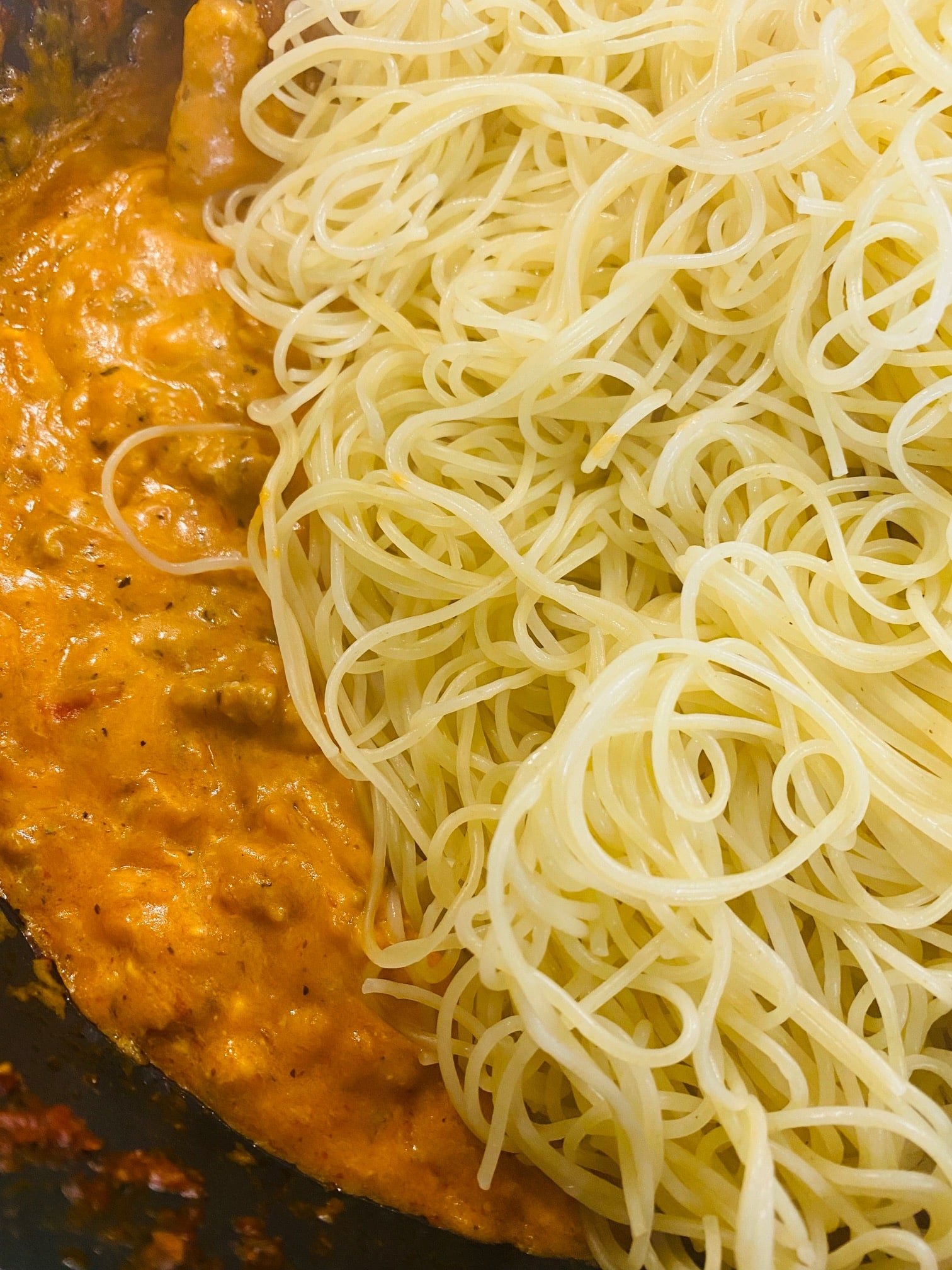 Cheesy Baked Spaghetti with Garlic Knots - Cooks Well With Others