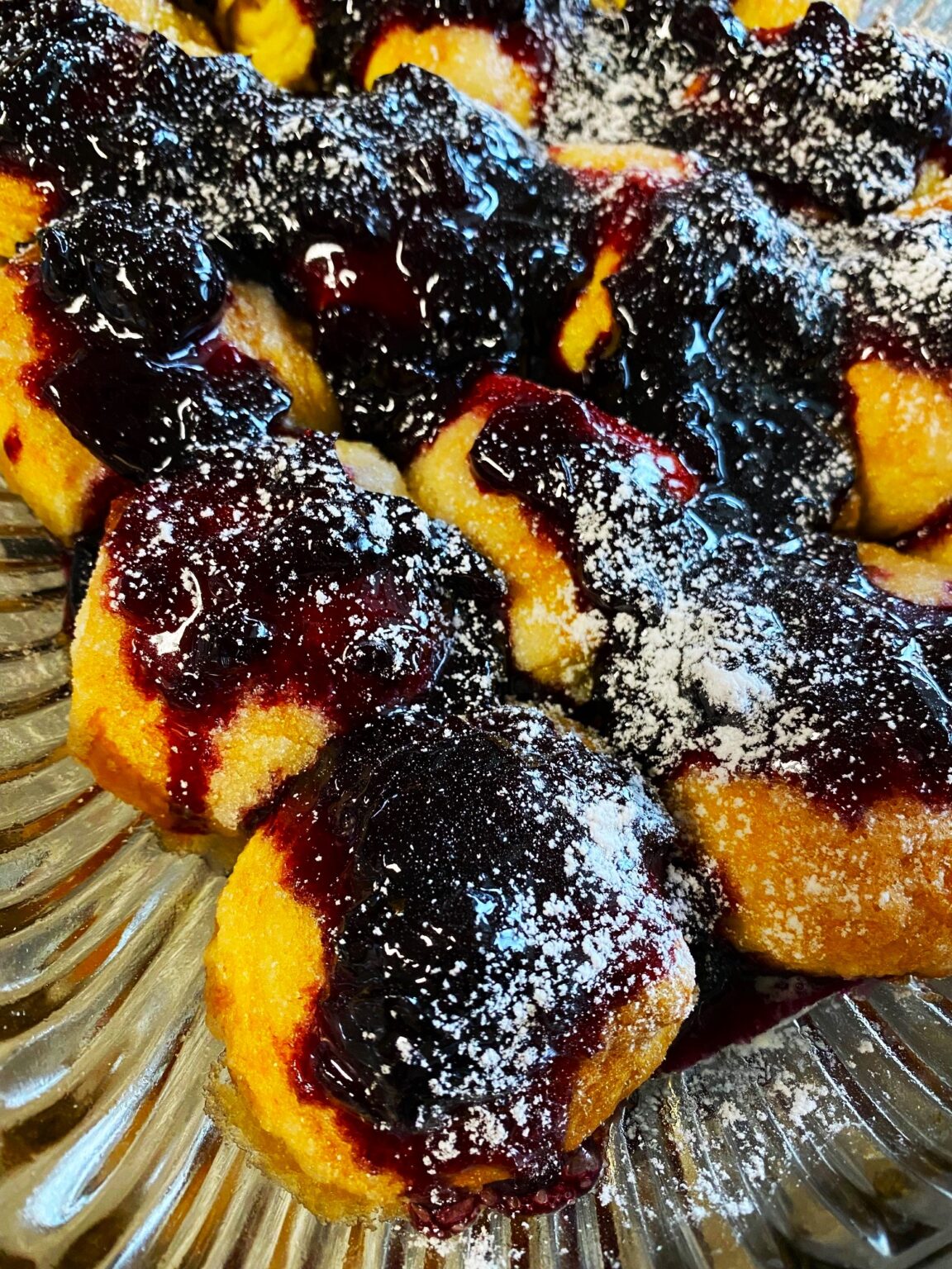 Pull Apart Cherry Bombs - Cooks Well With Others