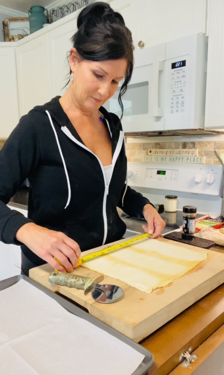 Tuscan Turkey Puff Pastry Roll Ups - Cooks Well With Others
